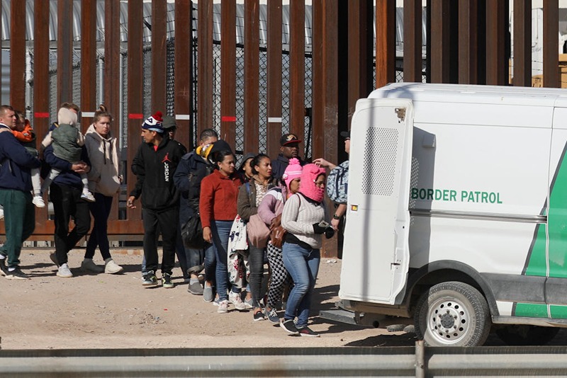 Federal Judge Blocks Biden Asylum Policy Long Island Ny